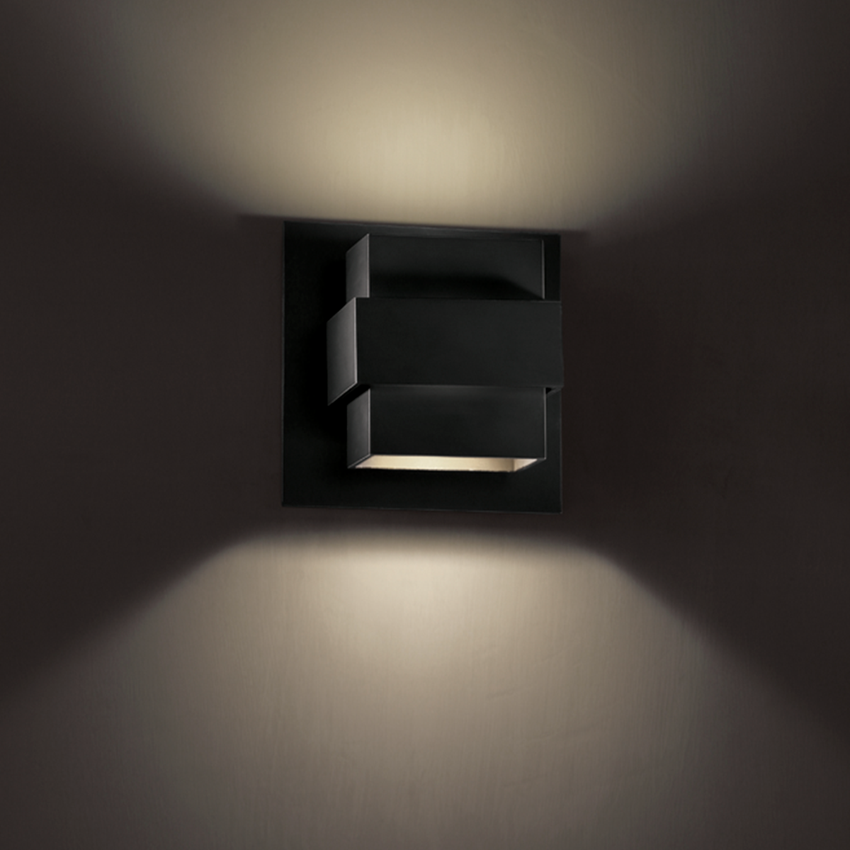 Pandora Outdoor Sconce – Live Bulbo