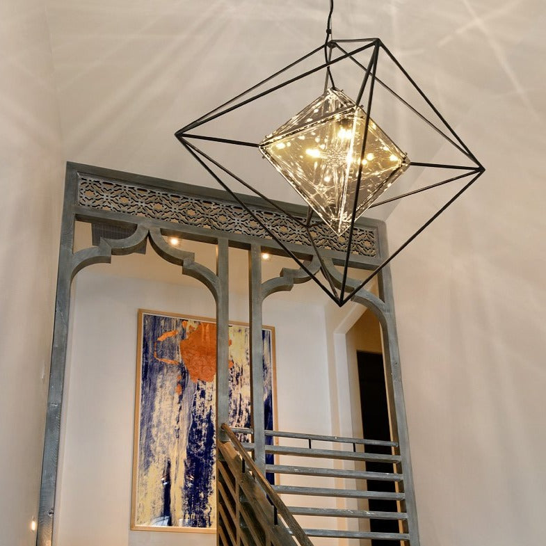 Epic Chandelier – Live Bulbo